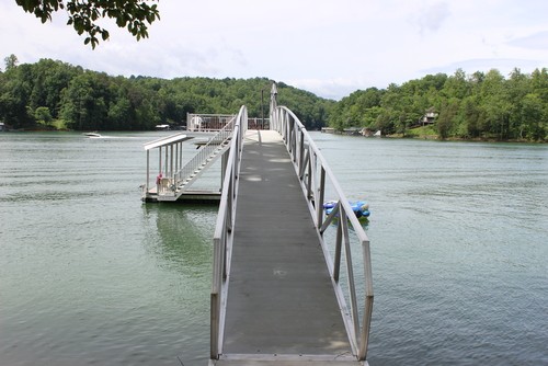 How To Properly Approach The Boat Dock From The Water - Trinity Alps Marina